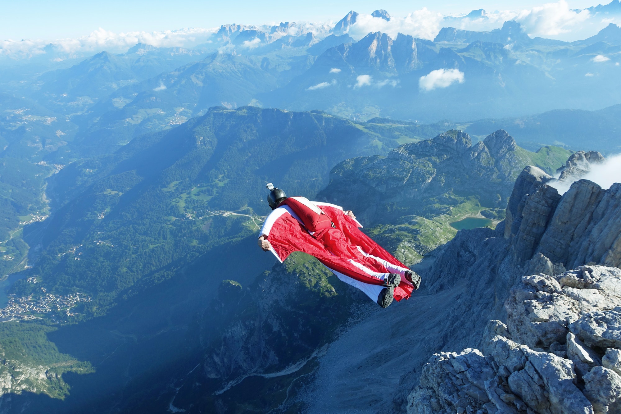 Championnats du monde de wingsuit : voler comme un oisea